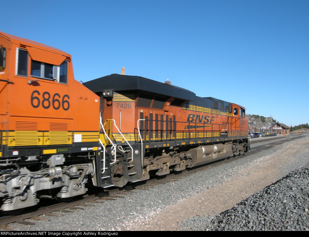 BNSF 7426